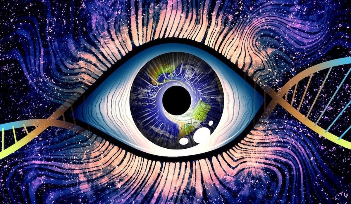 10 Strange Things You'll Experience When Your Third Eye Accidentally Opens