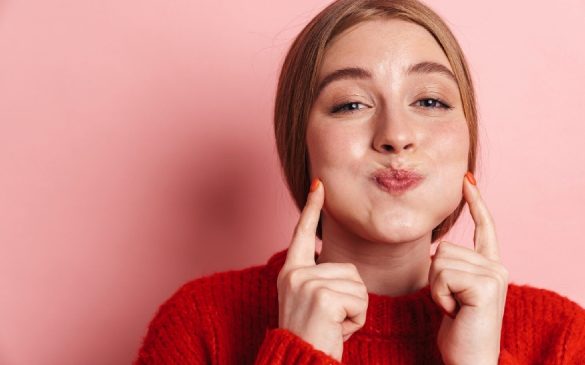 16 Physical Signs Someone Is Thinking of You - Spiritualify